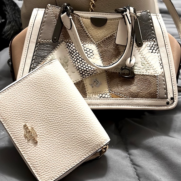 Bags | Coach Dream 21 Min New With Wallet | Poshmark